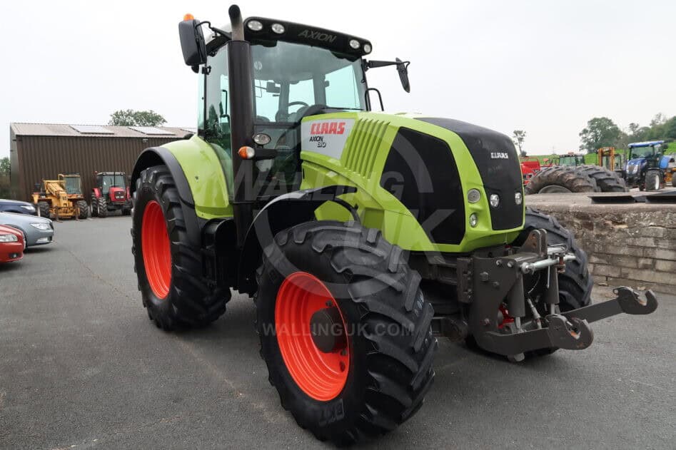 CLAAS AXION 810 - Walling UK