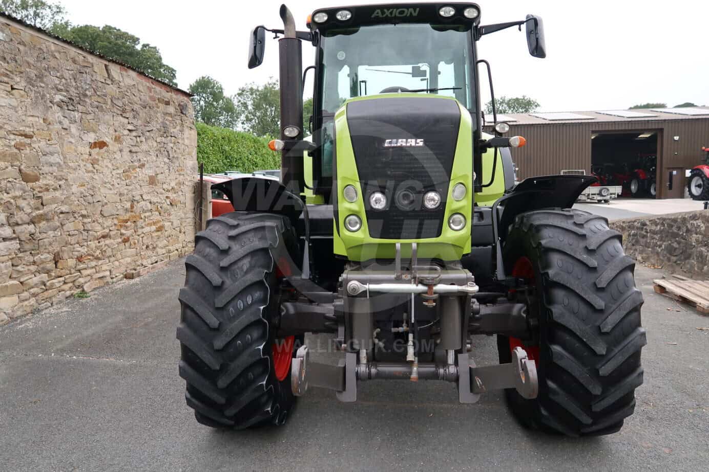 CLAAS AXION 810 - Walling UK