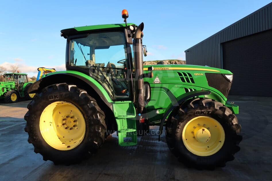 JOHN DEERE 6150R - Walling UK